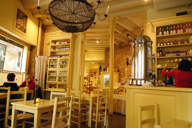 Caelum: El pecado de los postres — In and Out Barcelona